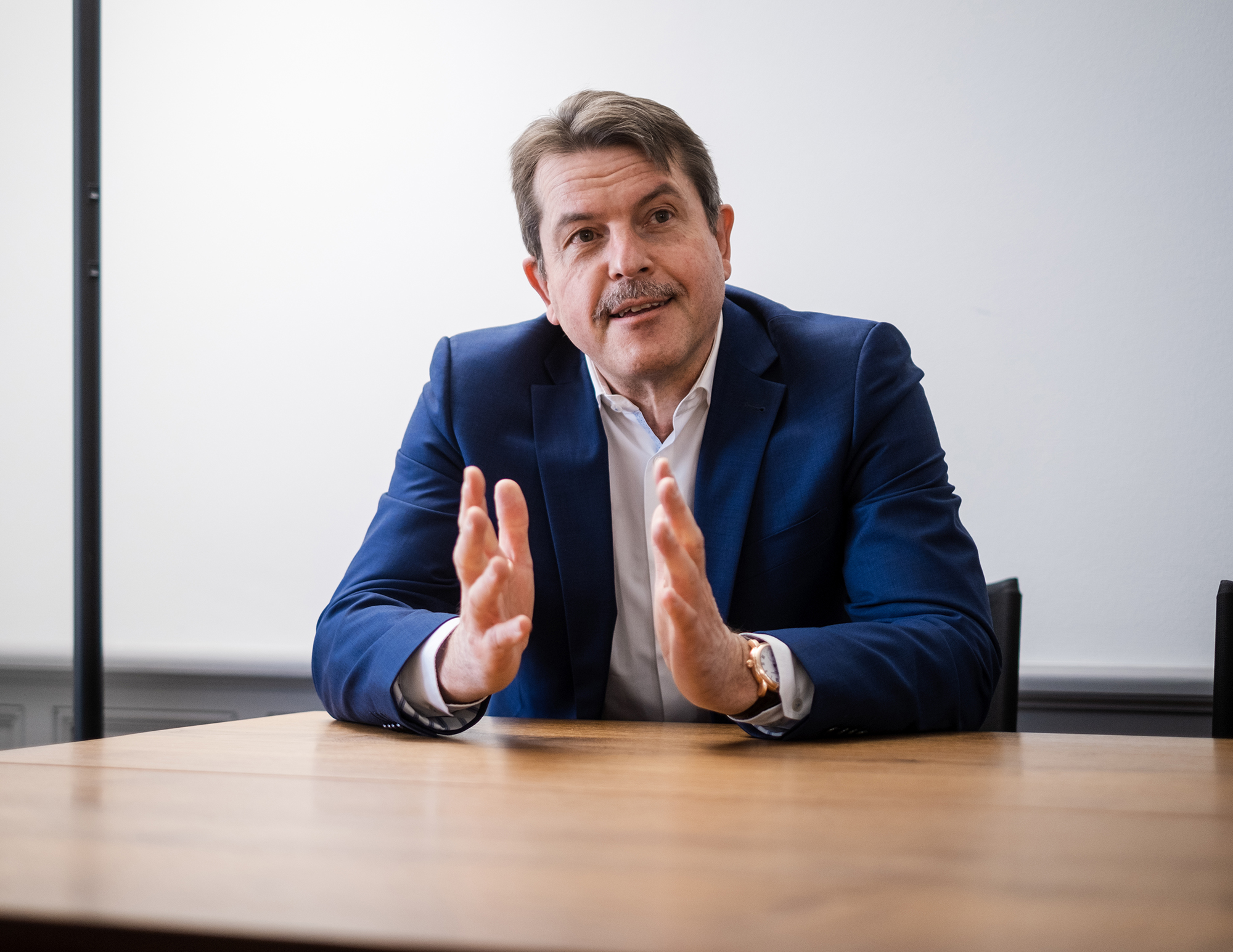 Interview mit Swissmedic-Direktor Raimund Bruhin - Visible | Swissmedic